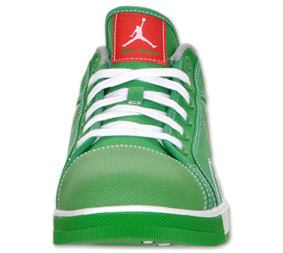Jordan Sky High Retro Low - Victory Green | Available - SneakerNews.com