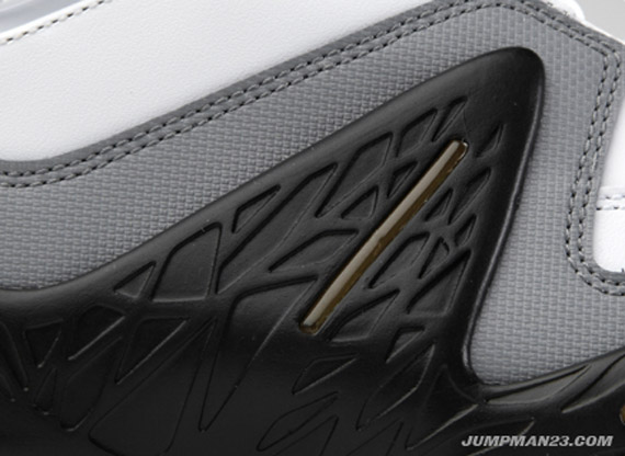 Jordan Alpha 3% Hoop - SneakerNews.com