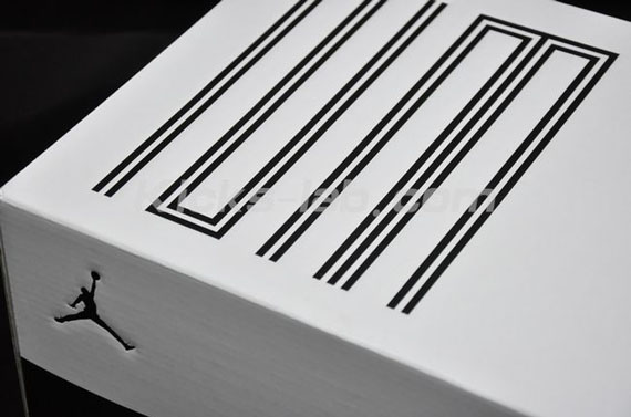 Air Jordan XI Concord 2011 Retro Packaging - SneakerNews.com