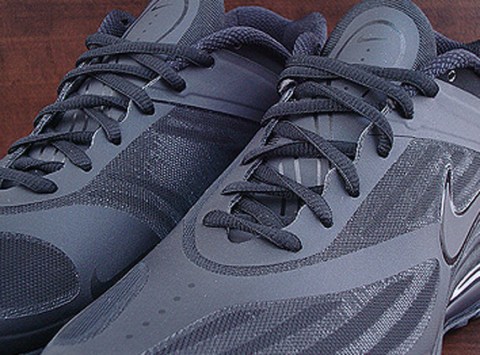 Nike Air Max Ultra 'Blackout' - SneakerNews.com