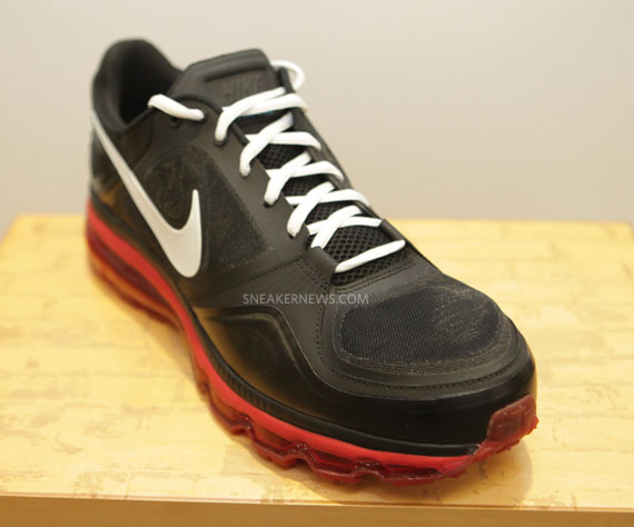 Jerry Rice x Nike Trainer 1.3 Max - SneakerNews.com