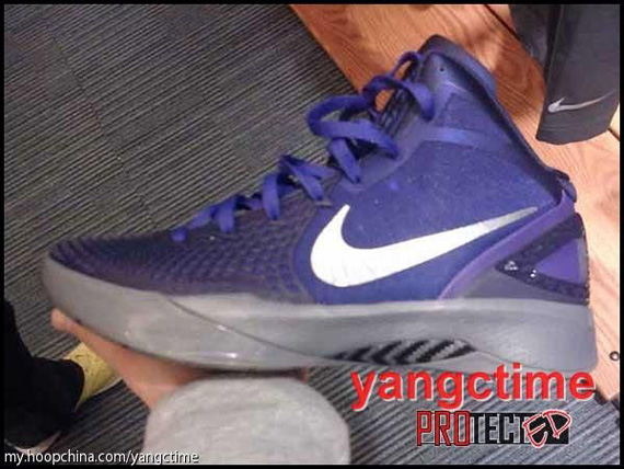 Nike Zoom Hyperdunk 2011 Supreme - Club Purple - Imperial Purple - Cool Grey - Metallic Silver ...