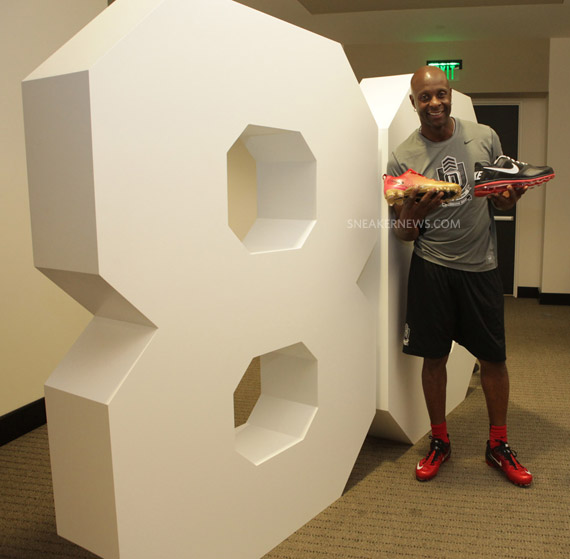 Nike Zoom Vapor Carbon Cleats - Jerry Rice 49ers PE - SneakerNews.com