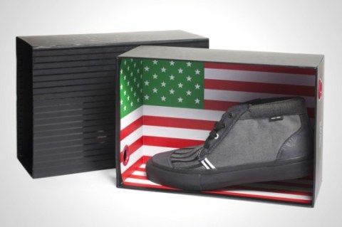 Italy Independent x Vans 'Independent' Chukka - SneakerNews.com