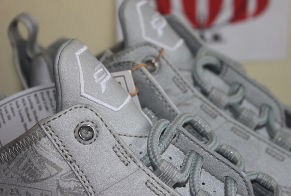 Jordan CP3.III - Full 3M Reflective Sample - SneakerNews.com