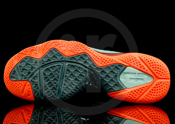 Nike LeBron 9 'Cannon' - New Detailed Images - SneakerNews.com