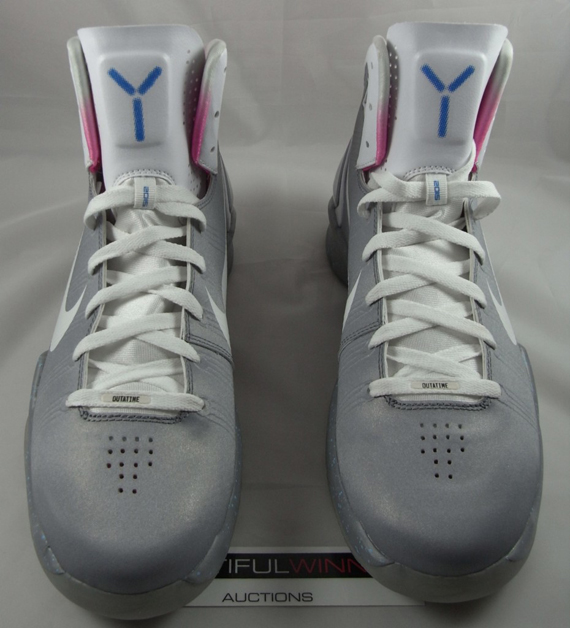 Nike Hyperdunk 2010 'McFly' Promo Sample on eBay - SneakerNews.com