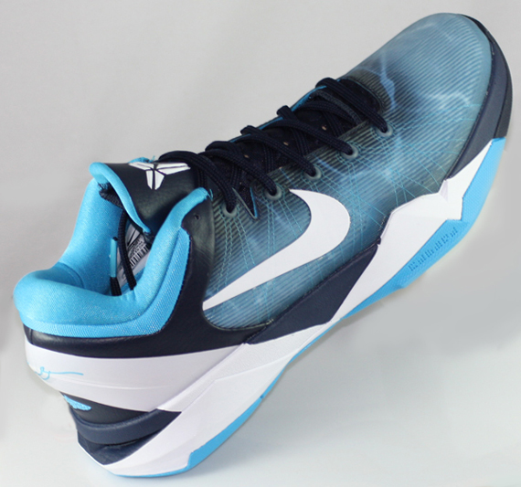 Nike Zoom Kobe VII 'Great White Shark' - SneakerNews.com