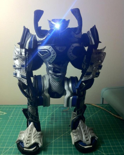 Robot Sneaker Sculptures by TransShoe Formers - SneakerNews.com