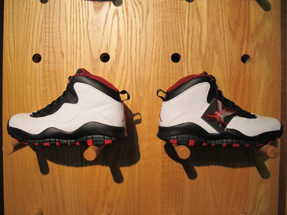 Air Jordan X Retro 'Chicago' - New Detailed Images - SneakerNews.com