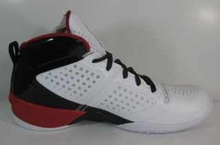 Jordan Fly Wade 2 - White - Varsity Red - Black | Release Reminder ...