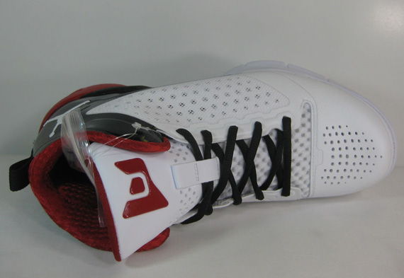 Jordan Fly Wade 2 - White - Varsity Red - Black | Release Reminder ...