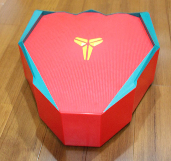Nike Zoom Kobe VII 'YOTD' Special Packaging - New Images - SneakerNews.com