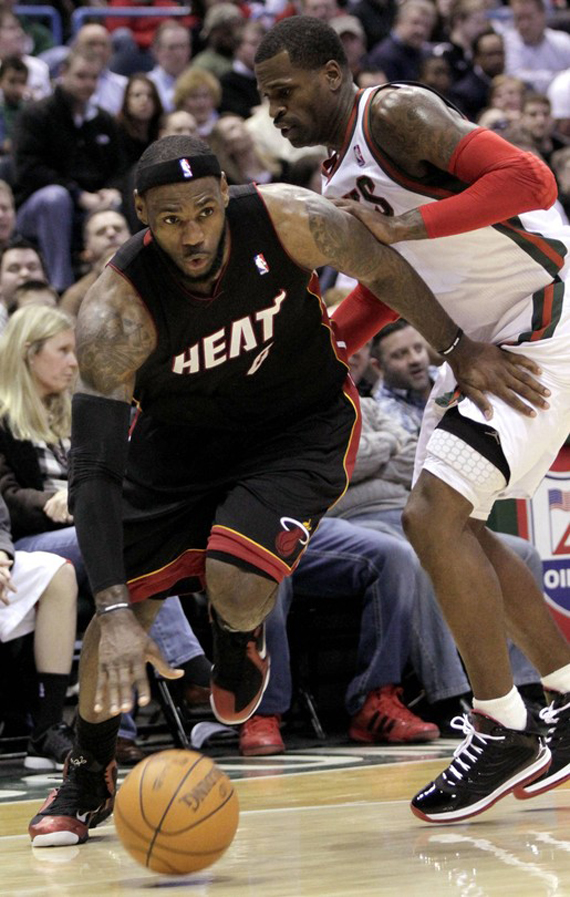 NBA Feet: Around The League - 2/1 - 2/2 - SneakerNews.com