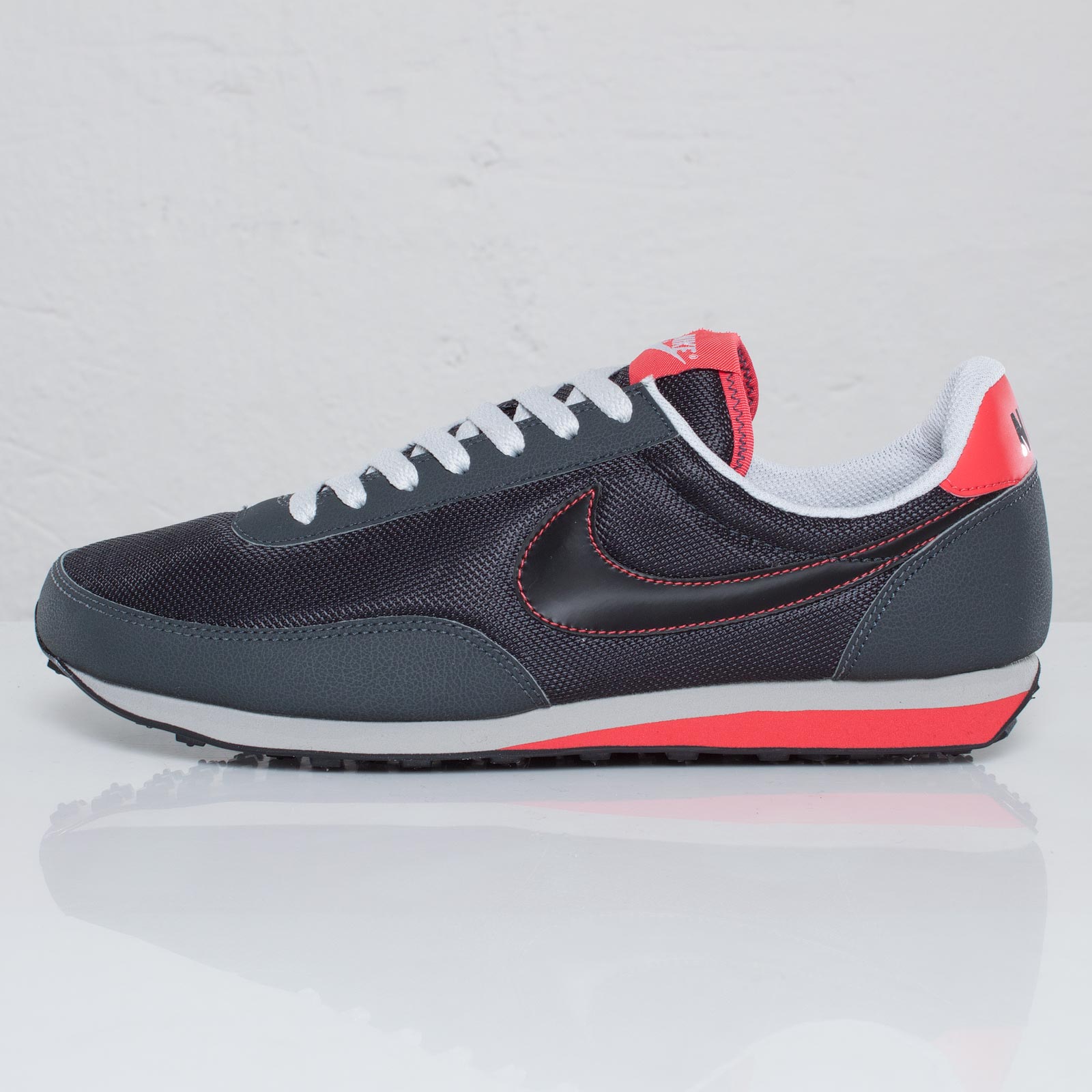 Nike Elite - SneakerNews.com