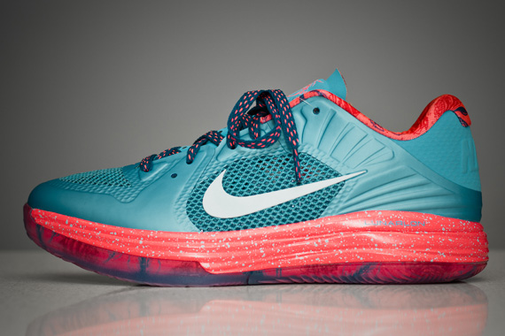 Nike Lunar Hypergamer Low 'Rose Classic' PE - SneakerNews.com