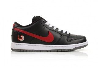 Nike SB Dunk Low 'Shrimp' - Available - SneakerNews.com