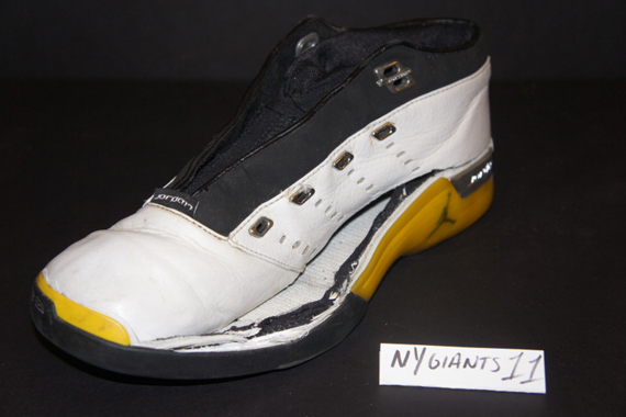 Air Jordan XVII Low 'Lightning' - Dissected - SneakerNews.com
