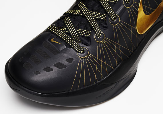 Nike Zoom Hyperdunk 2011 Elite 'Away' - SneakerNews.com
