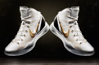 Nike Zoom Hyperdunk 2011 Elite 'Home' - SneakerNews.com