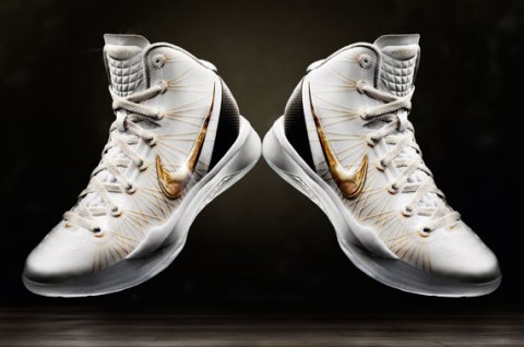 Nike Zoom Hyperdunk 2011 Elite 'Home' - SneakerNews.com