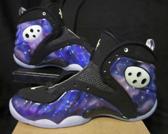 Nike Zoom Rookie LWP - Glow In The Dark 'Galaxy' Customs - SneakerNews.com