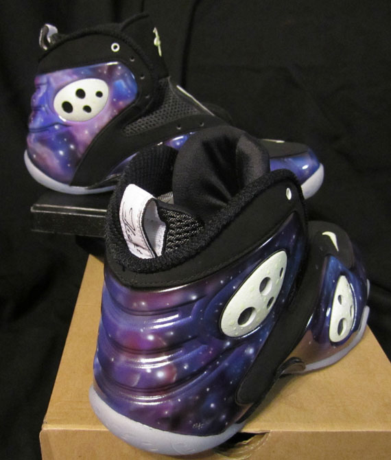 Nike Zoom Rookie LWP - Glow In The Dark 'Galaxy' Customs - SneakerNews.com
