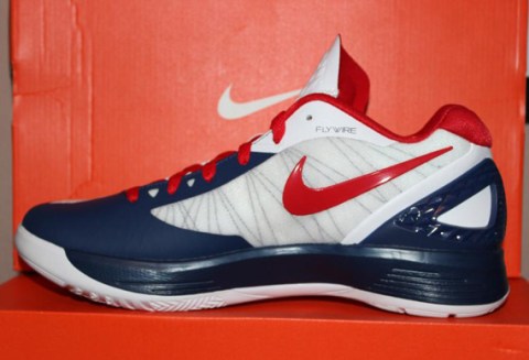Nike Zoom Hyperdunk 2011 Low 'USA' Sample - SneakerNews.com
