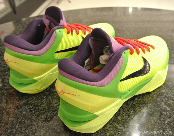 Nike Zoom Kobe VII 'Grinch' Customs By Jason Negron - SneakerNews.com