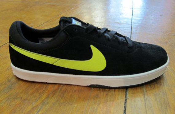 Nike Zoom Koston One - Black - Volt - SneakerNews.com