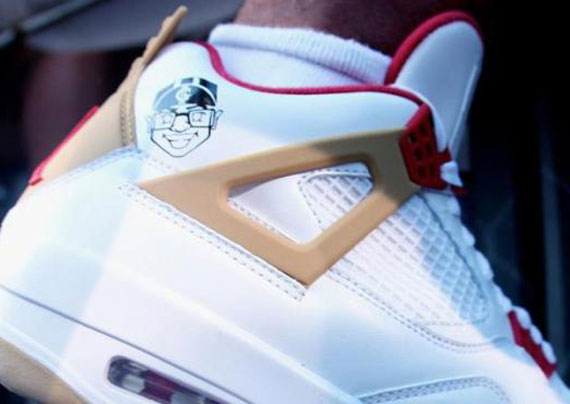 Air Jordan IV "Gentry" - SneakerNews.com
