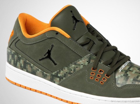 Jordan 1 Flight Low "Digi-Camo" - SneakerNews.com