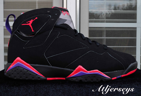 Air Jordan 7 "Raptors" - SneakerNews.com