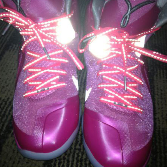 Nike LeBron 9 "Think Pink" - SneakerNews.com