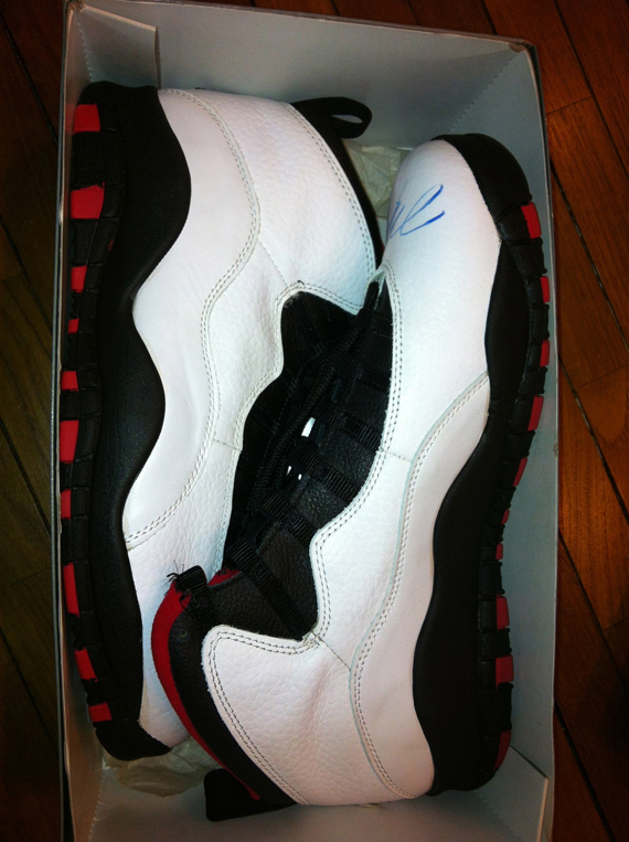 Air Jordan X "Chicago" - OG Autographed Pair on eBay - SneakerNews.com