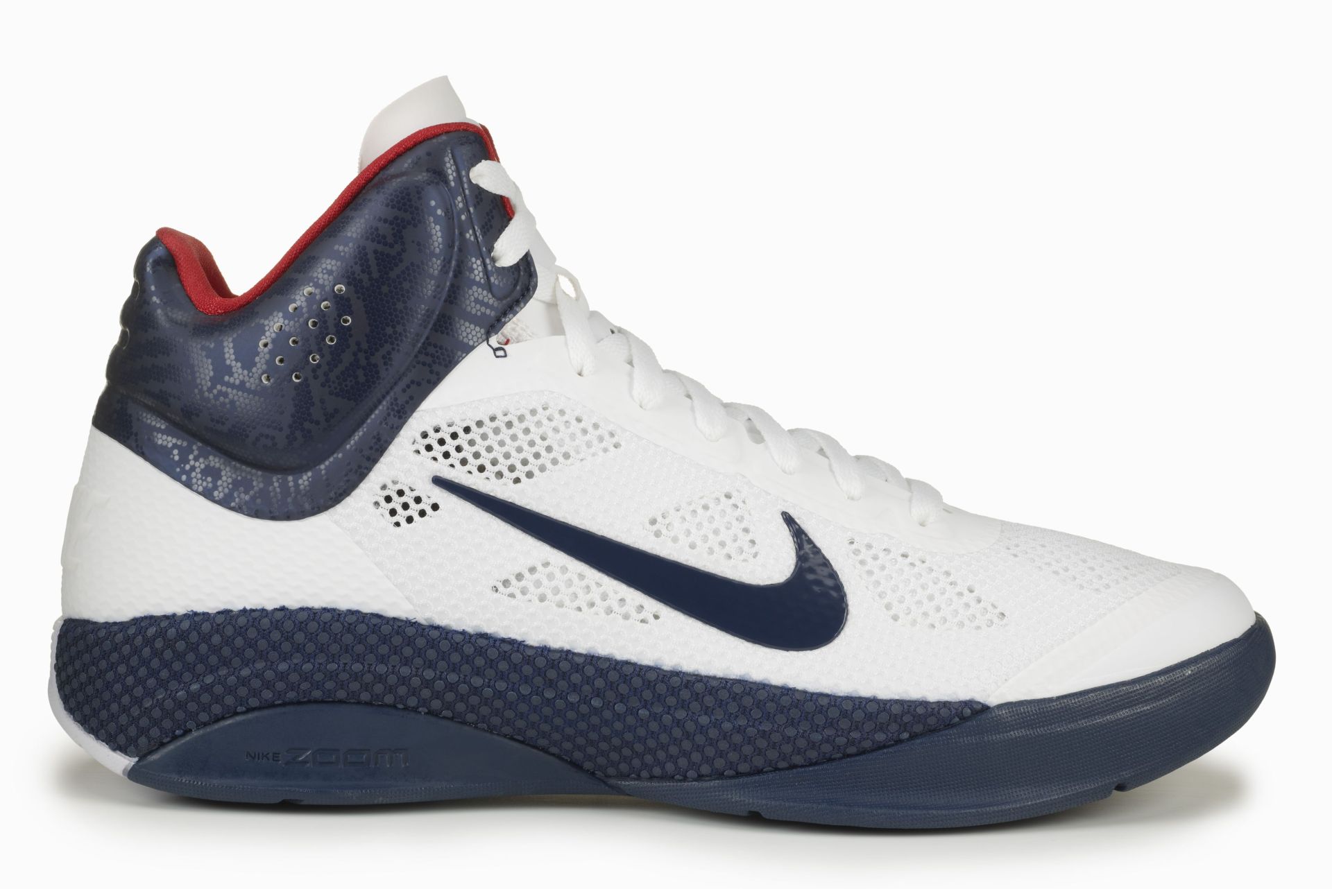 20 Years Of Nike Basketball Design: Zoom Hyperfuse (2010) - SneakerNews.com