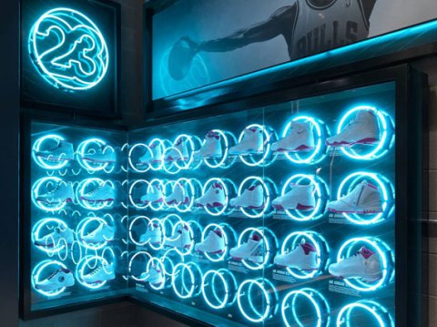 Nike Chicago Grand Re-Opening - SneakerNews.com