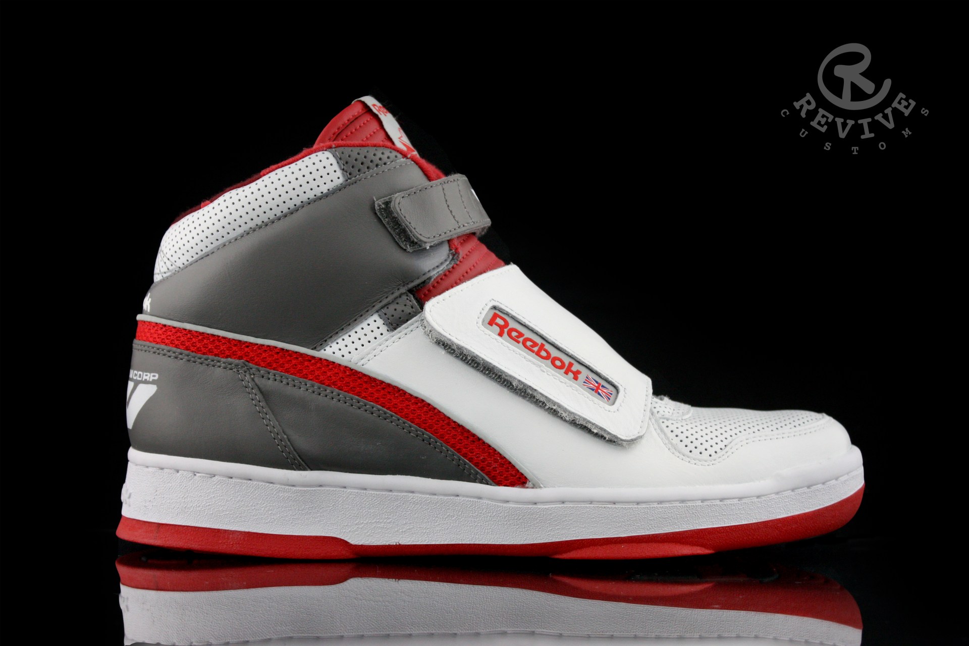 Reebok Alien Stomper "Ripley" Customs by Revive - SneakerNews.com