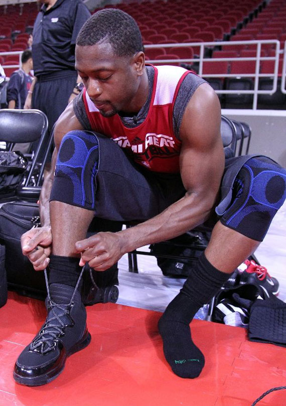 Dwyane Wade in Li-Ning Way of Wade - SneakerNews.com
