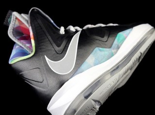 Nike Tennis Flame Collection - SneakerNews.com