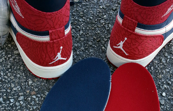 Air Jordan 1 "Election Day" - SneakerNews.com