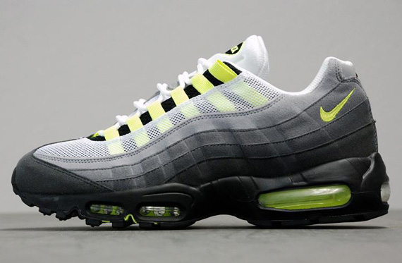 Nike Air Max 95 "Neon" - SneakerNews.com
