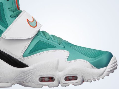 Nike Air Max Express "Dolphins" - SneakerNews.com
