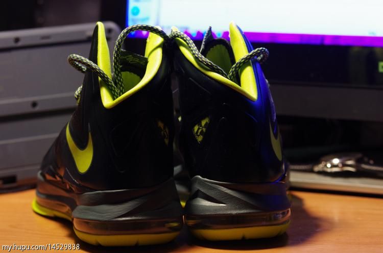 Nike LeBron X "Dunkman" - Detailed Images - SneakerNews.com