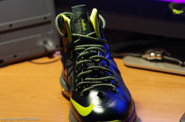 Nike LeBron X "Dunkman" - Detailed Images - SneakerNews.com