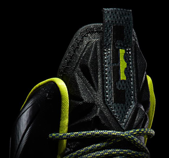 Nike LeBron X "Dunkman" - Release Reminder - SneakerNews.com