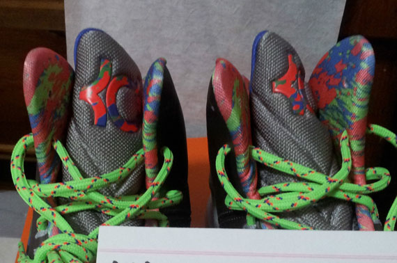 Nike KD V "Splatter" - SneakerNews.com