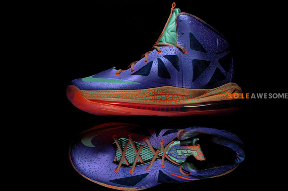 "Galaxy" Nike LeBron X GS - SneakerNews.com