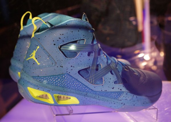 Jordan Melo M9 "BHM" - SneakerNews.com