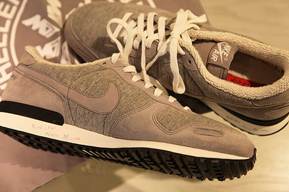 Loopwheeler x Nike Air Vortex - Japan Exclusive - SneakerNews.com